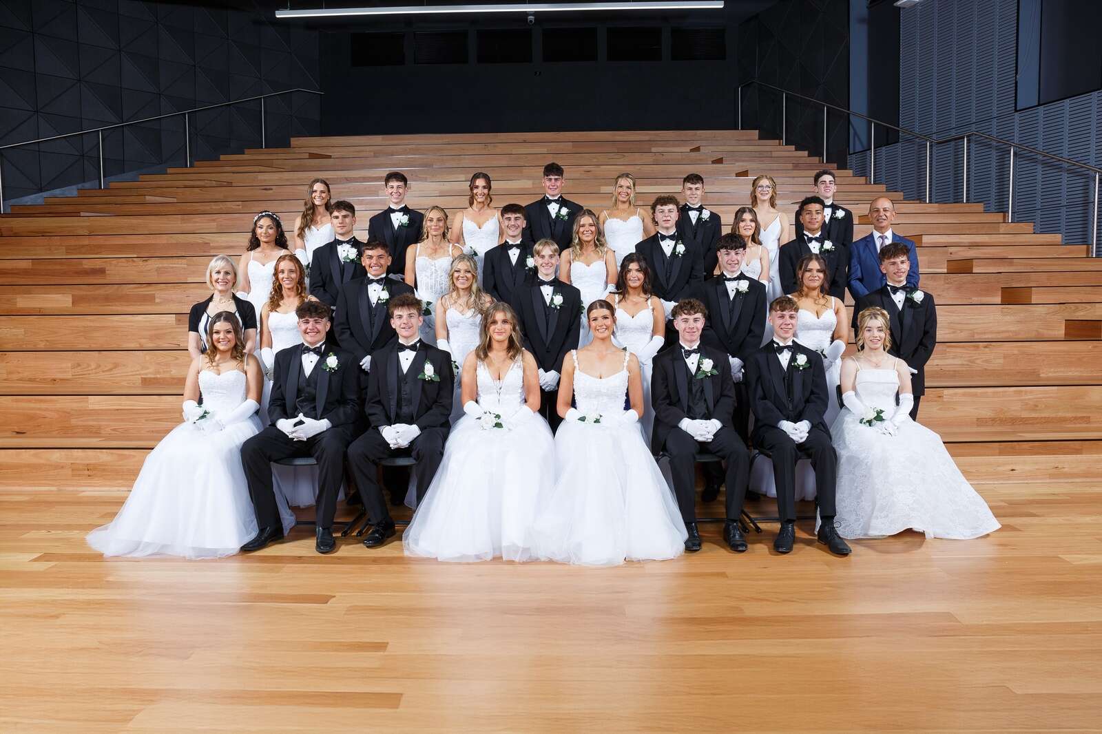 Young stars dazzle at deb ball | Cobram Courier