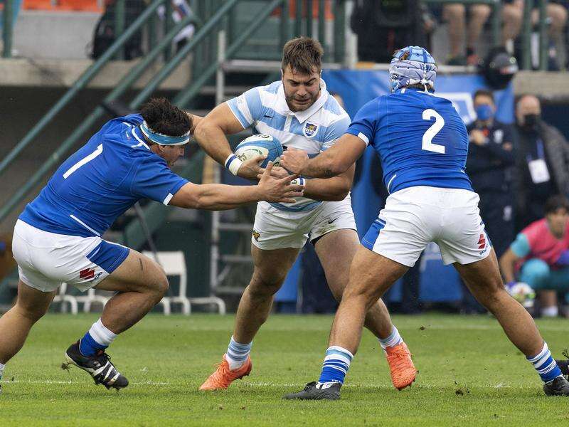 Prop Nemer banned for rotten banana gift | Kyabram Free Press