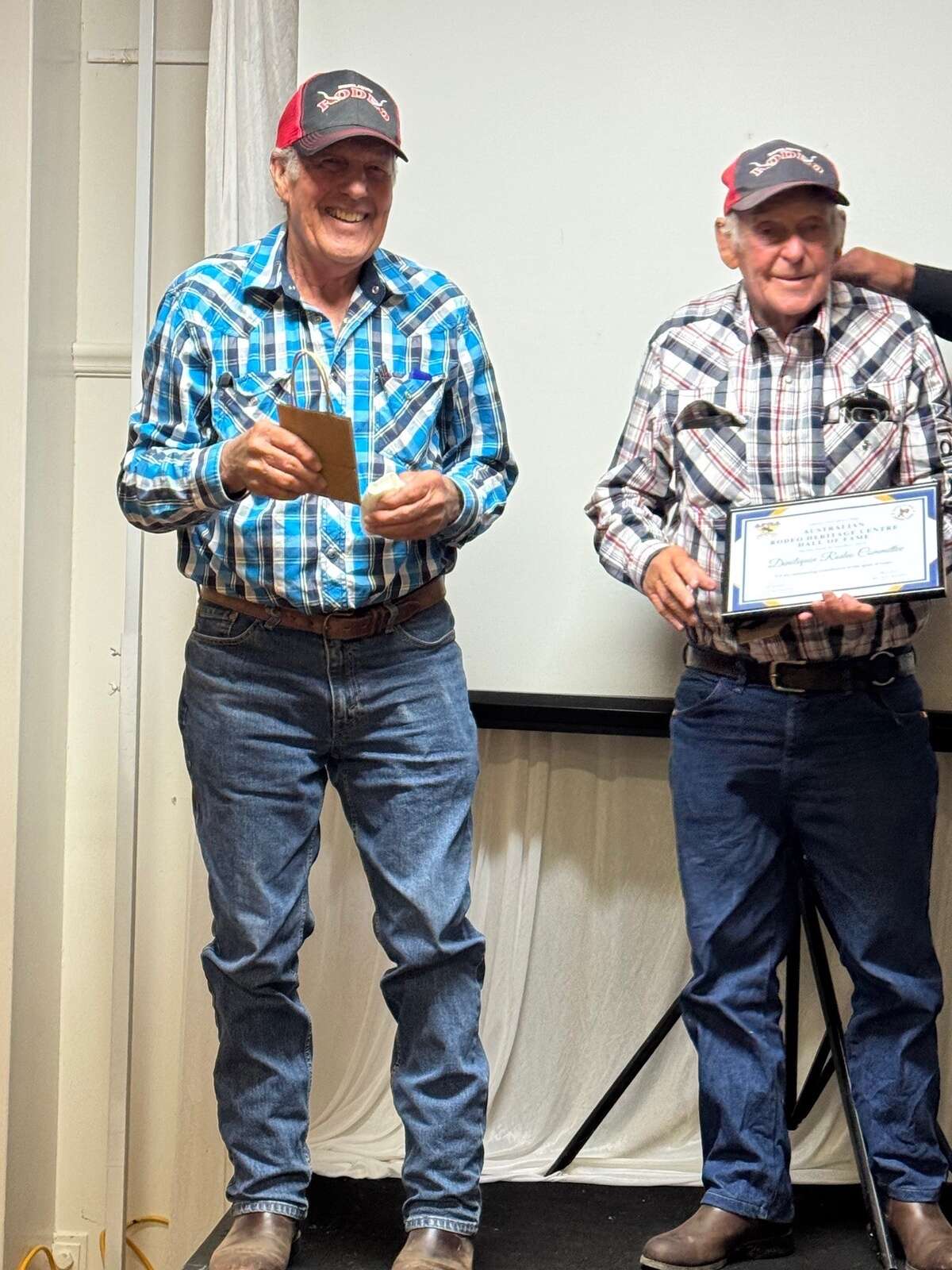 Deni Rodeo collects Hall of Fame honour | Country News