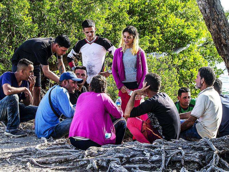 'Crisis' as migrants swamp Florida Keys | Campaspe News