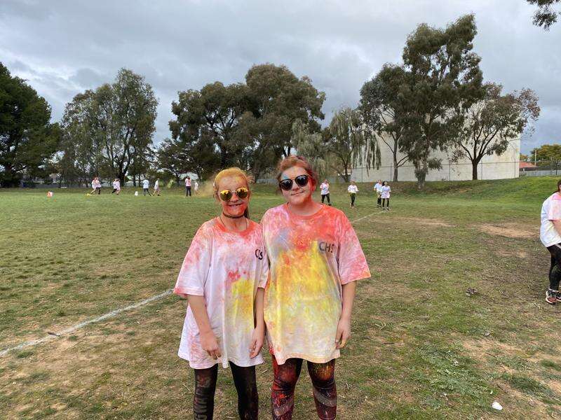 Colour explosion ends school term | Corowa Free Press