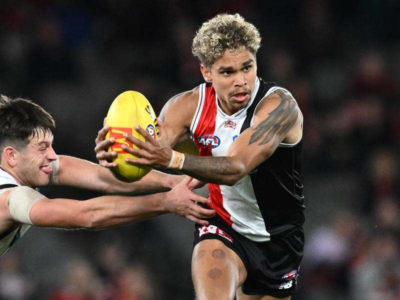 St Kilda's Liam Henry suffers season-ending knee injury | Deniliquin Pastoral Times