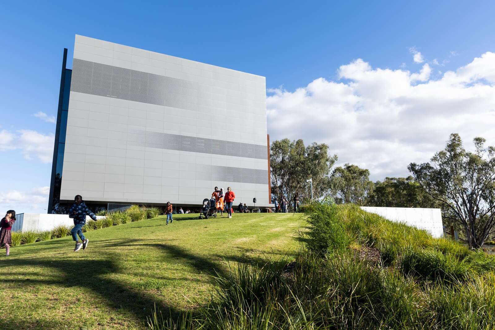 SAM wins prestigious awards for landscape design | Shepparton News