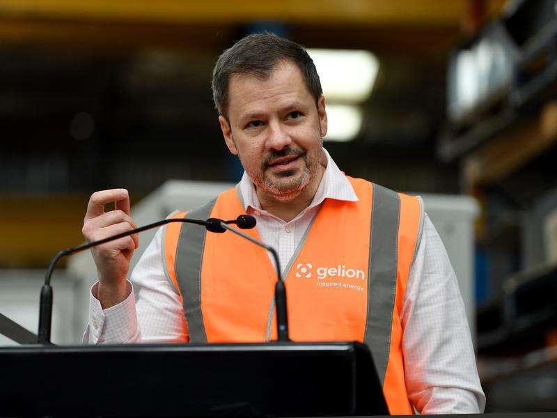 Fossil fuel embargo on the table for manufacturing fund | Country News