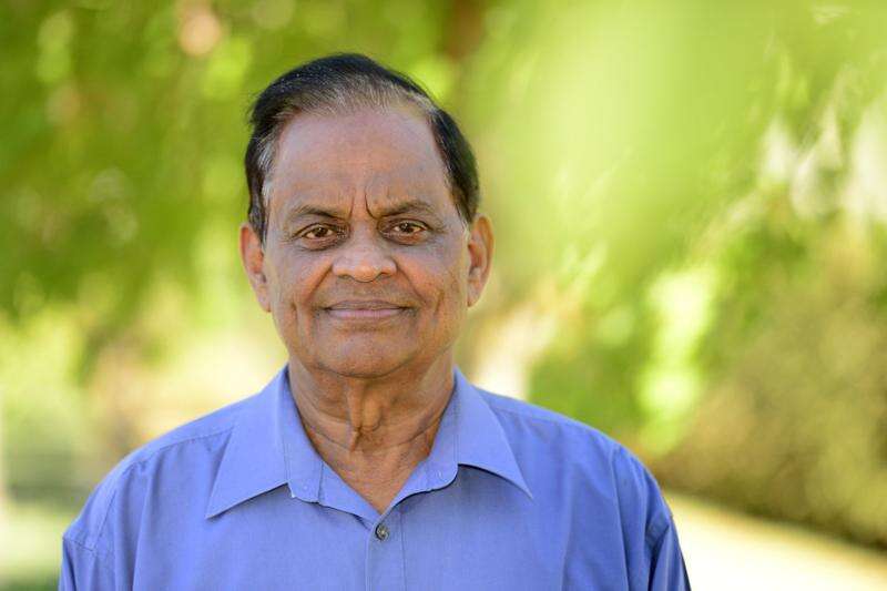 Menon Parameswaran receives OAM in primary industry | Shepparton News