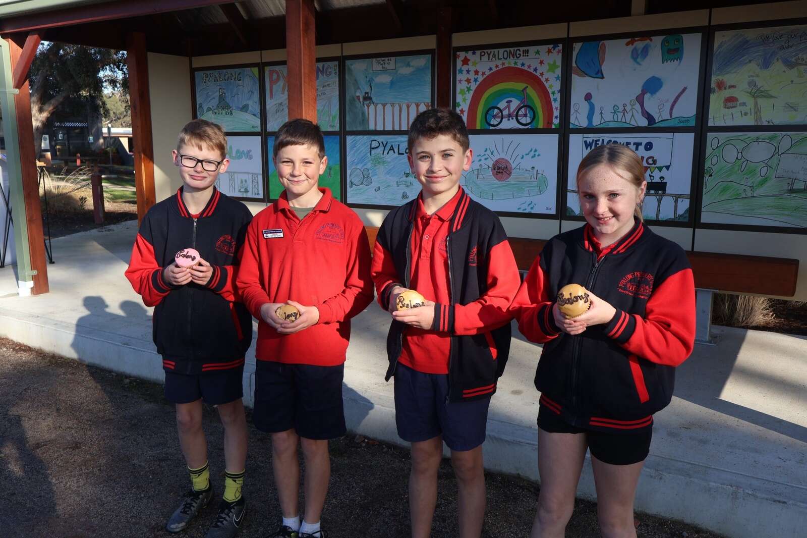 Pyalong bus shelter brought to life by group of students | Seymour ...