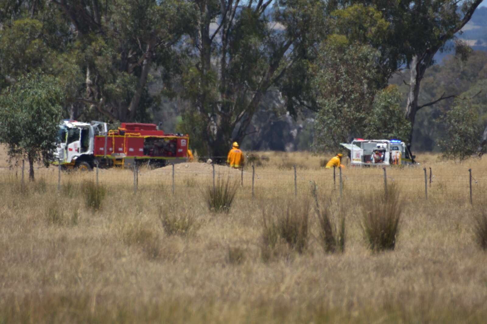 Seven CFA brigades battle Violet Town grass and machinery fire ...