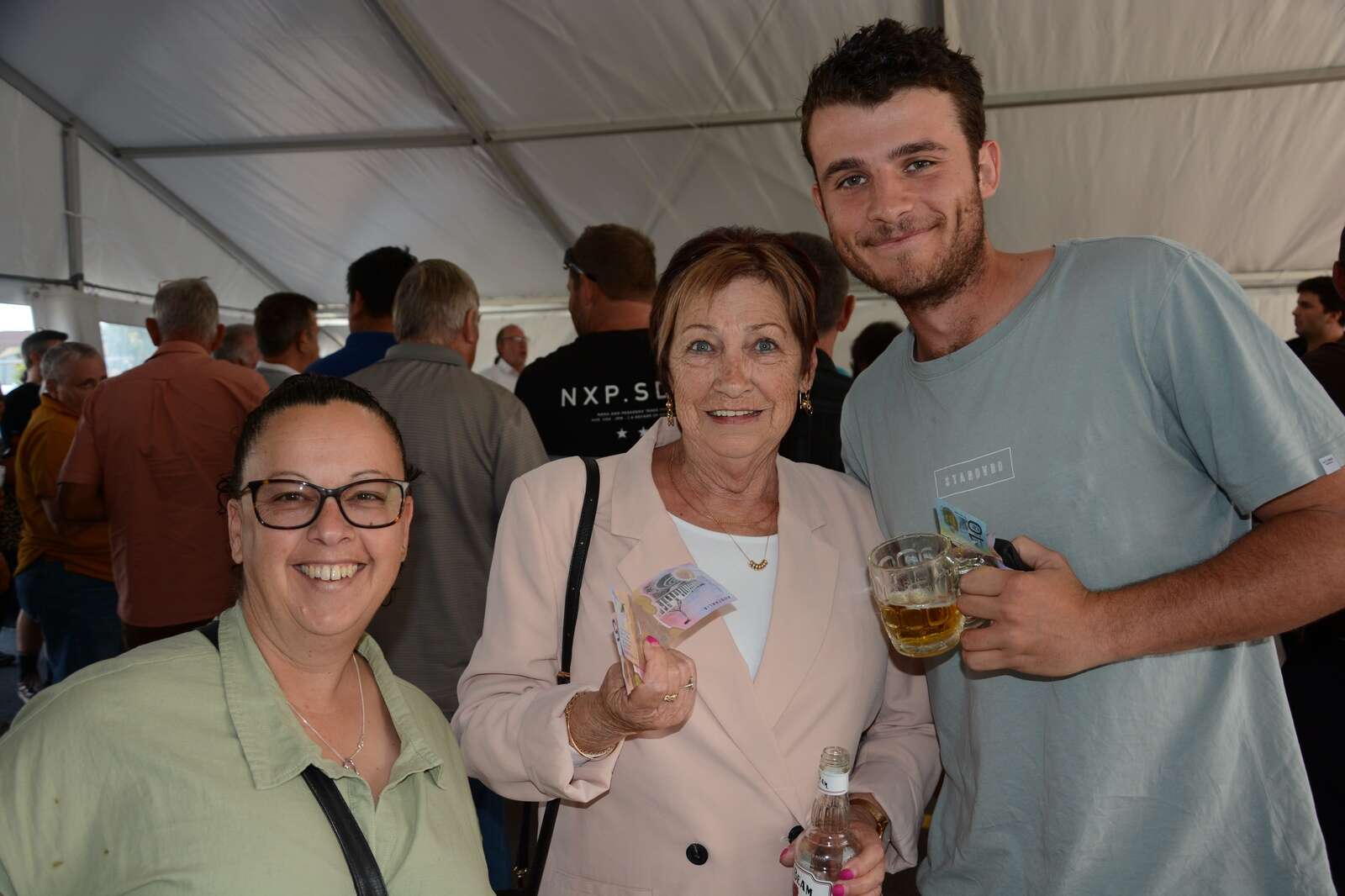 Two-up school celebrates link to piece of Anzac history | Shepparton News