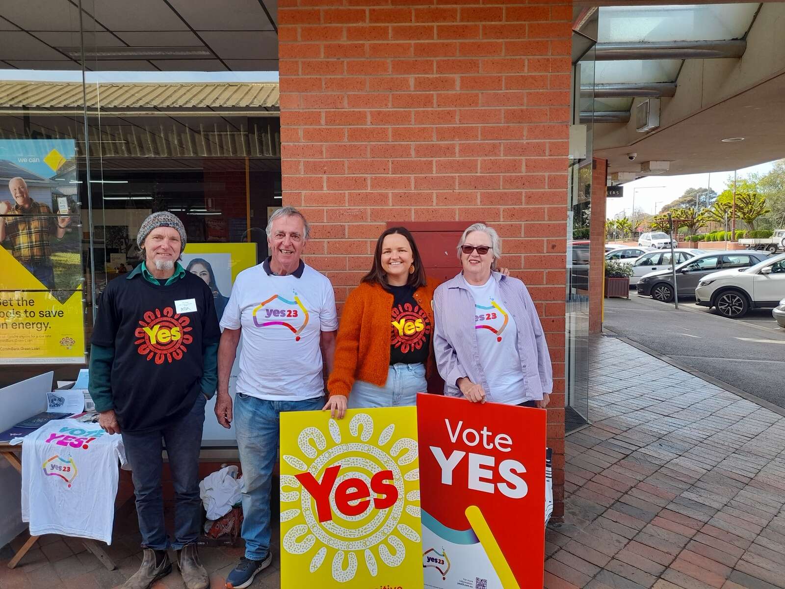 Yes23 spreads the love in Seymour | Seymour Telegraph