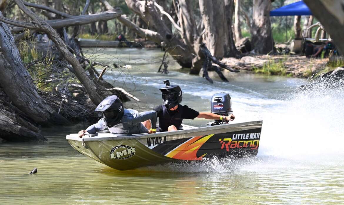 McConnells break Dinghy Derby record | Country News