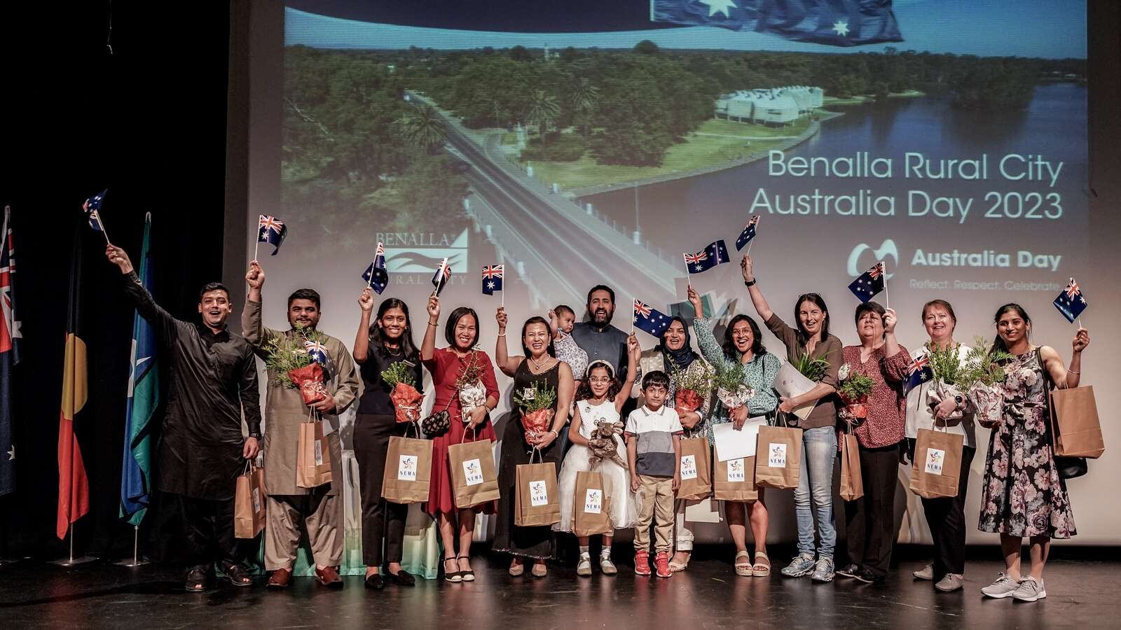 Benalla welcomes its newest citizens on Australia Day | Benalla Ensign