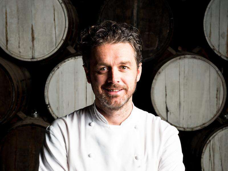 Barnes, Masterchef co-host farewell Zonfrillo in Sydney | Country News