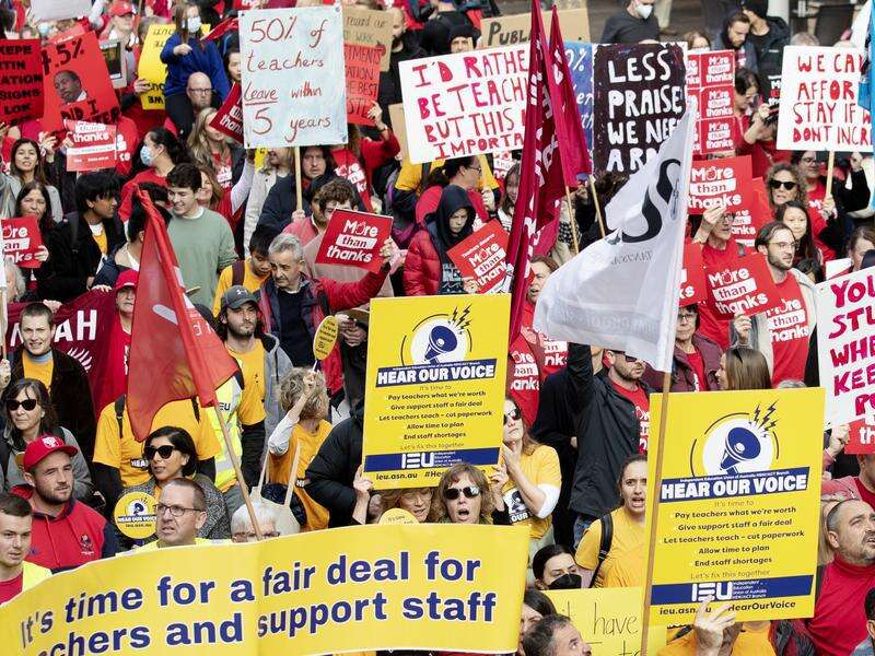 'Historic' deal to make NSW teachers nation's best paid | Seymour Telegraph