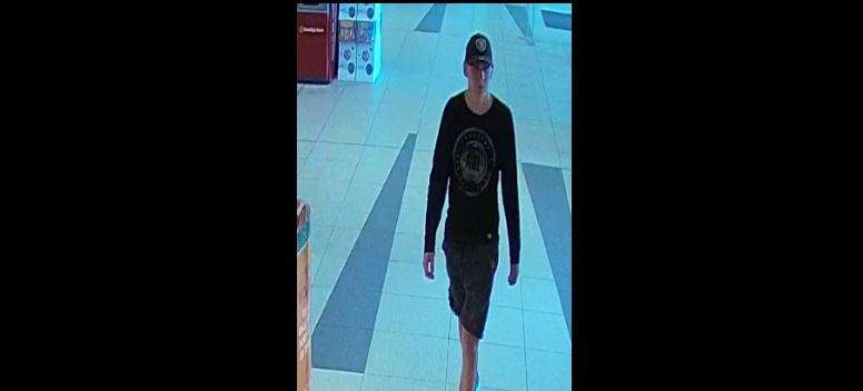 Police hunt Moama armed bandit | Riverine Herald