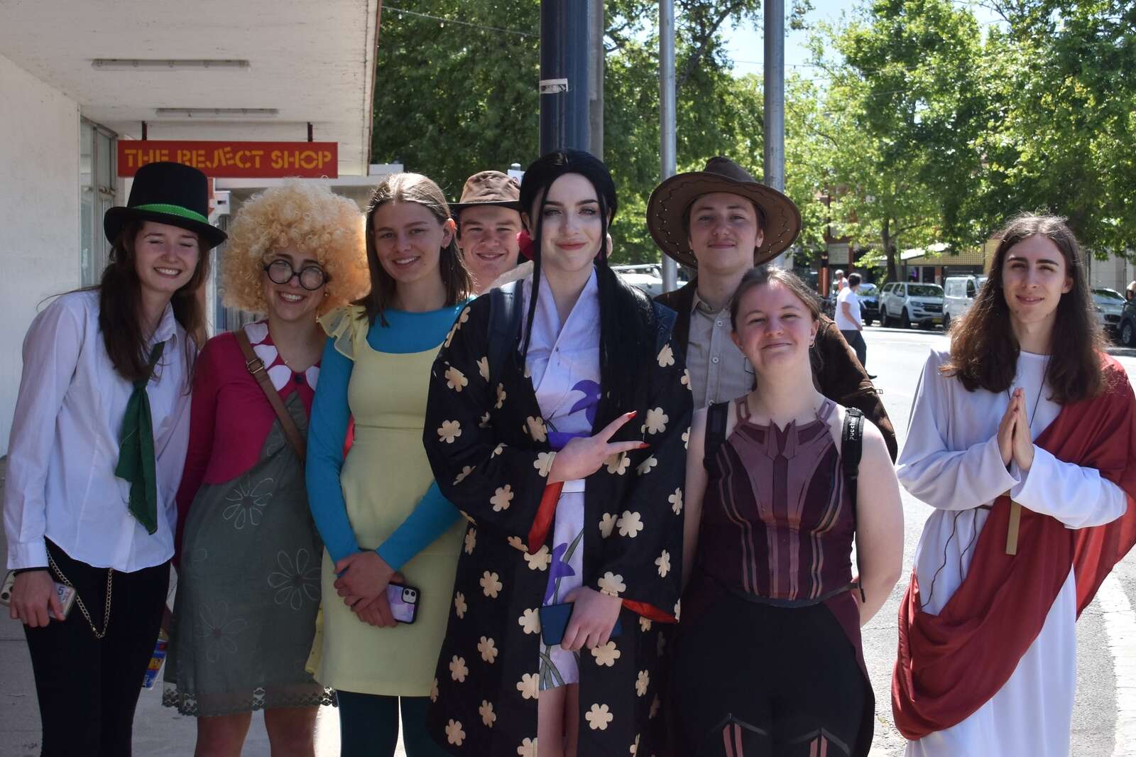 FCJ Year 12 students celebrate end of school | Country News