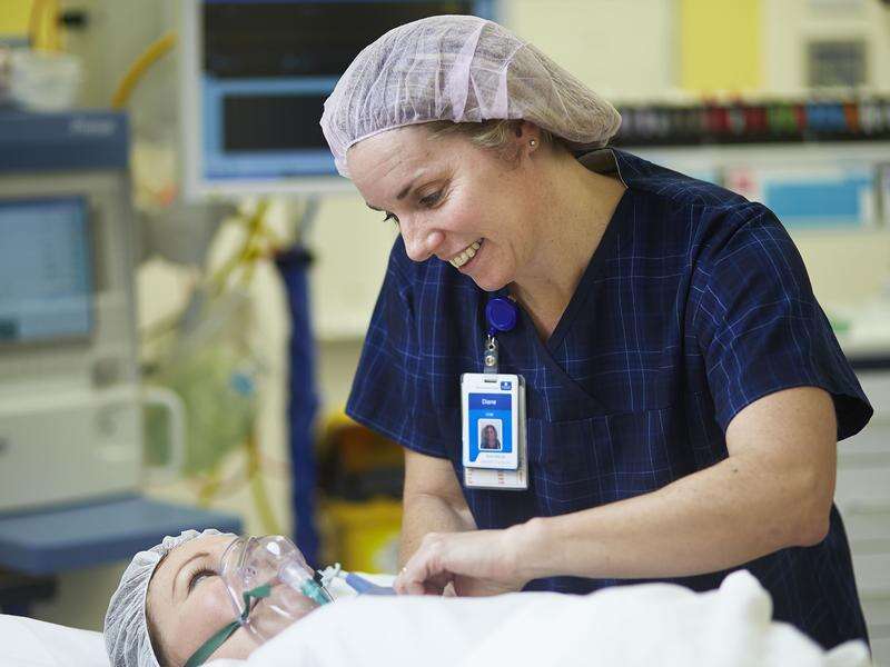 Pay rise deal for SA nurses includes bonus payments | Country News