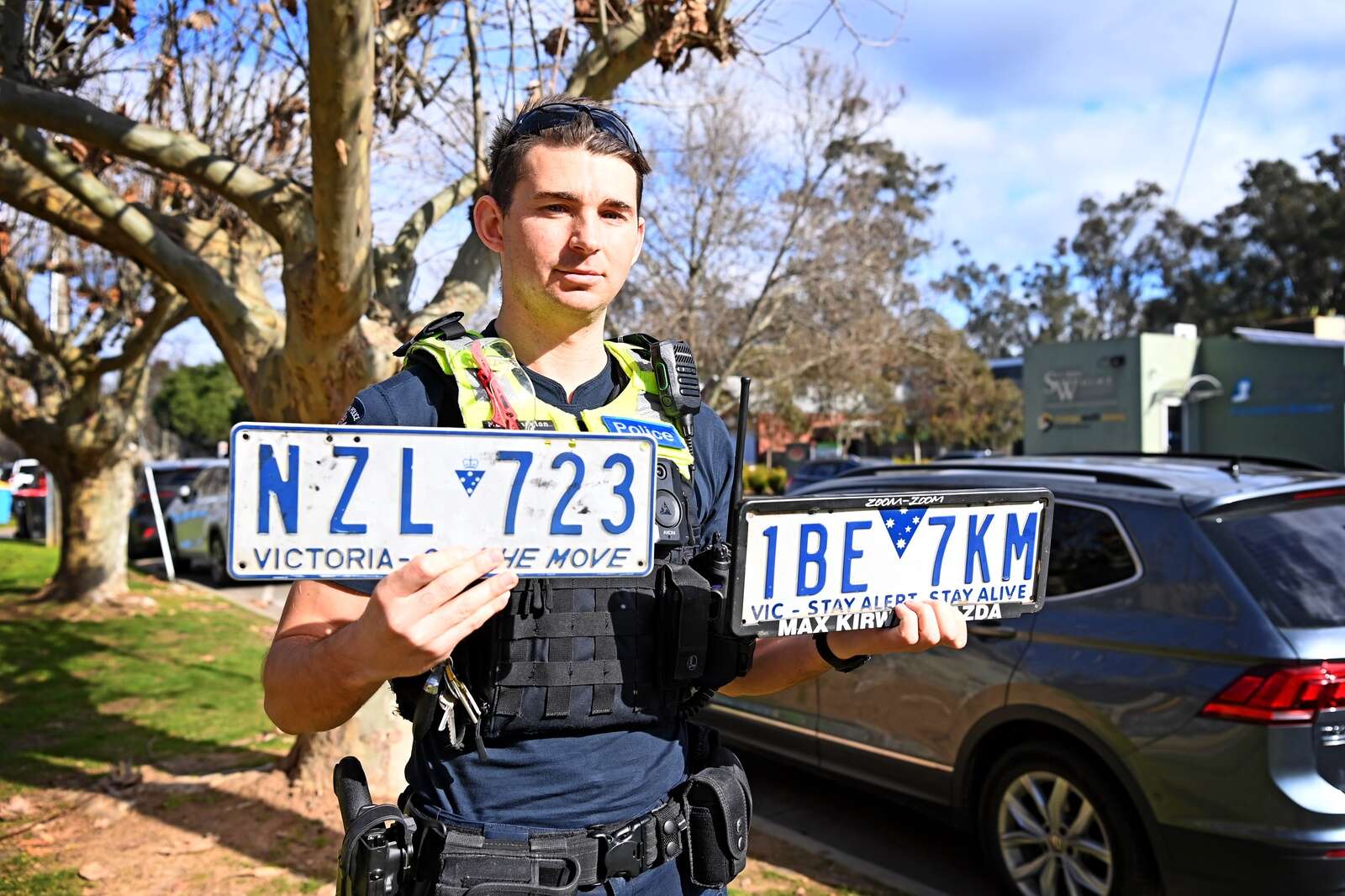 Keep your number plates safe: police | Country News