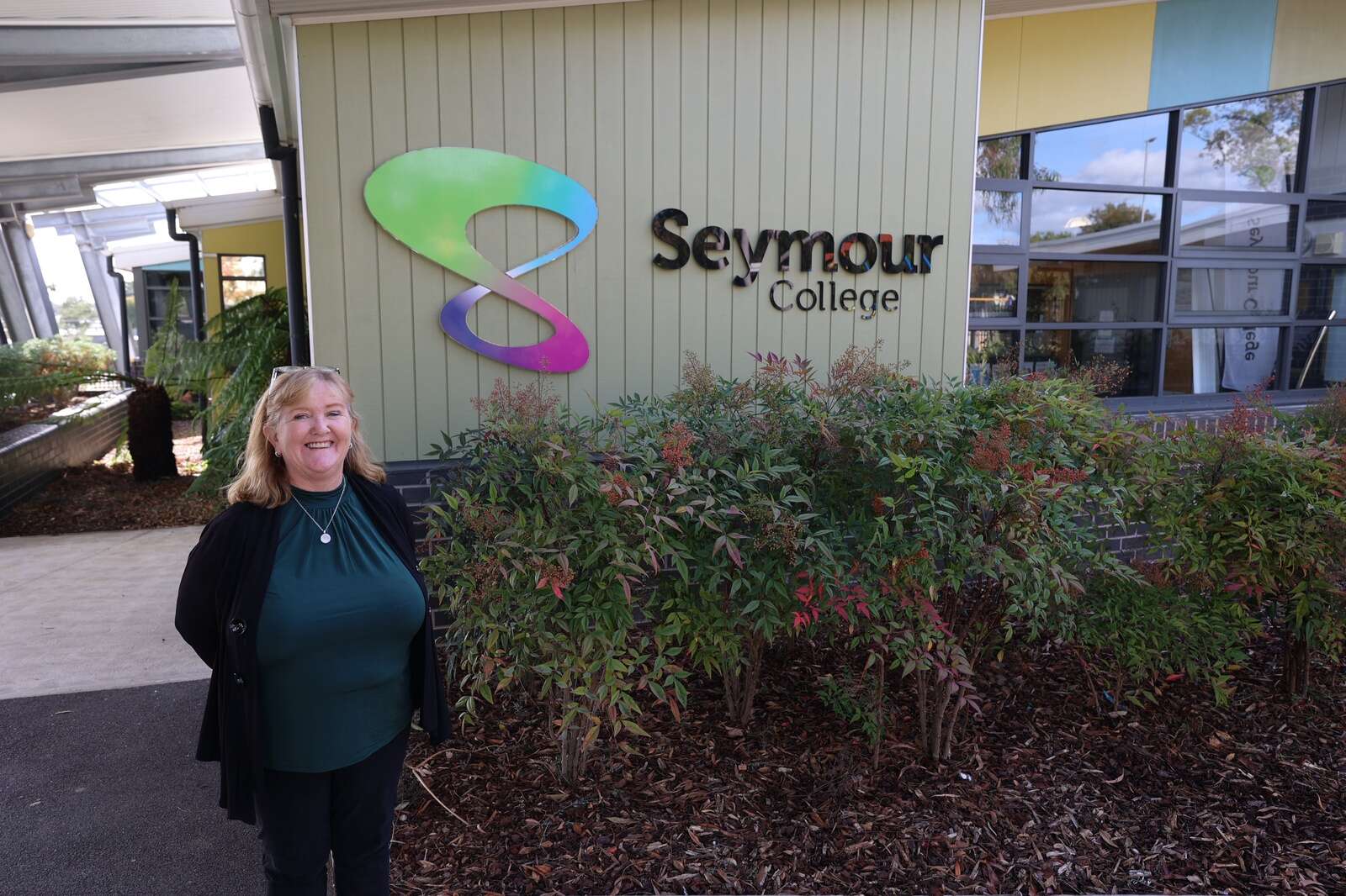 Seymour College welcomes Debbie Oliver as new principal | Seymour Telegraph
