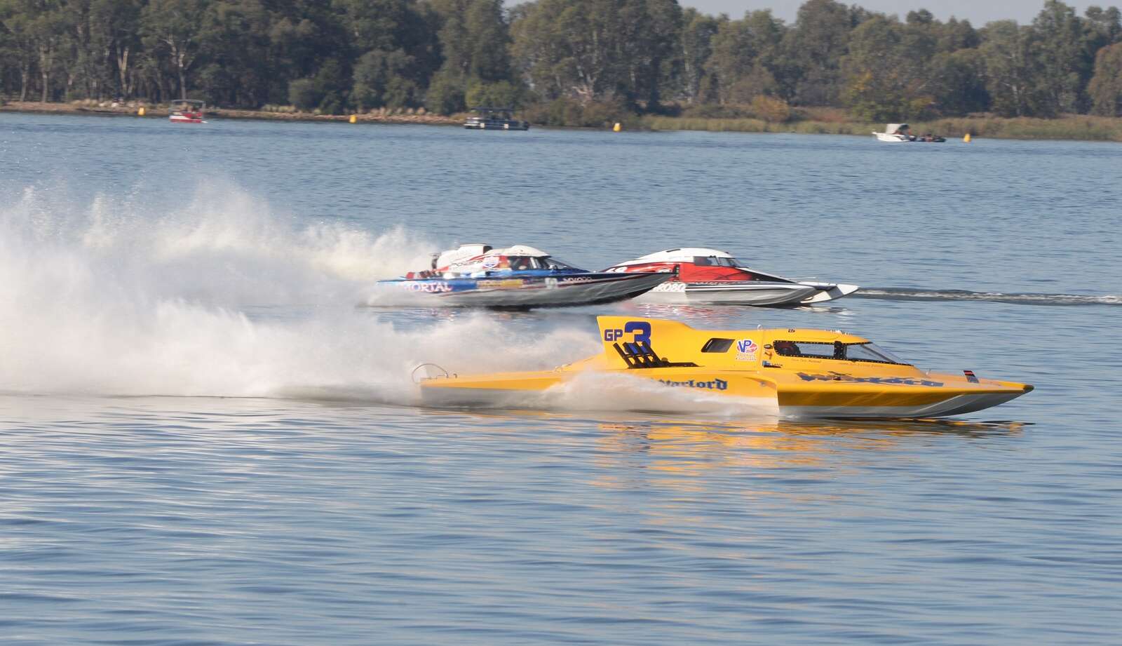 Boats roar in perfect conditions | Yarrawonga Chronicle