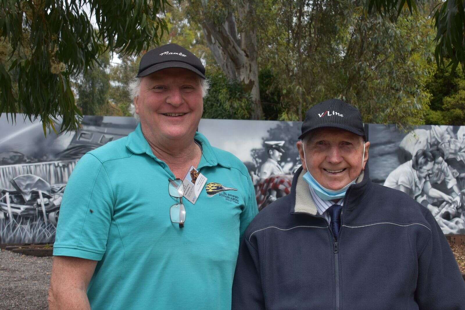 Bowtell’s Southern Aurora murals officially open | Shepparton News