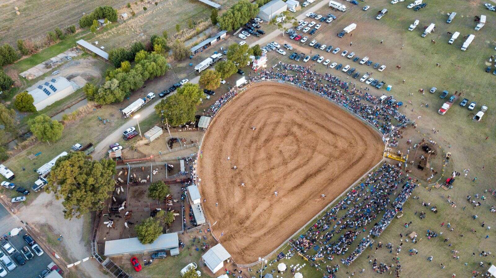KYABRAM RODEO FACES IN THE CROWD | Shepparton News