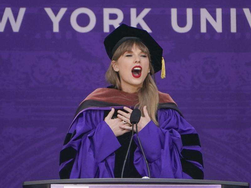 Taylor Swift awarded honorary doctorate | Dairy News Australia