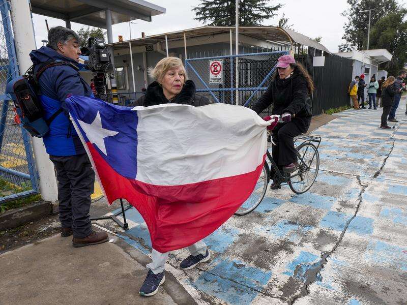 Two dead, four trapped in Chile copper mine collapse | Kyabram Free Press