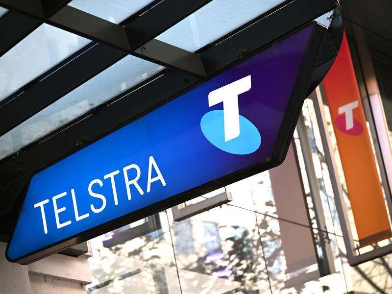 Telstra fined over triple-zero failings during outage | Country News