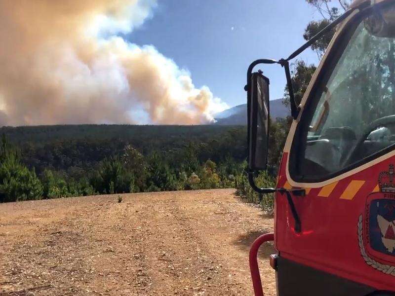 Tasmanian towns on northern bushfire alert | Shepparton News