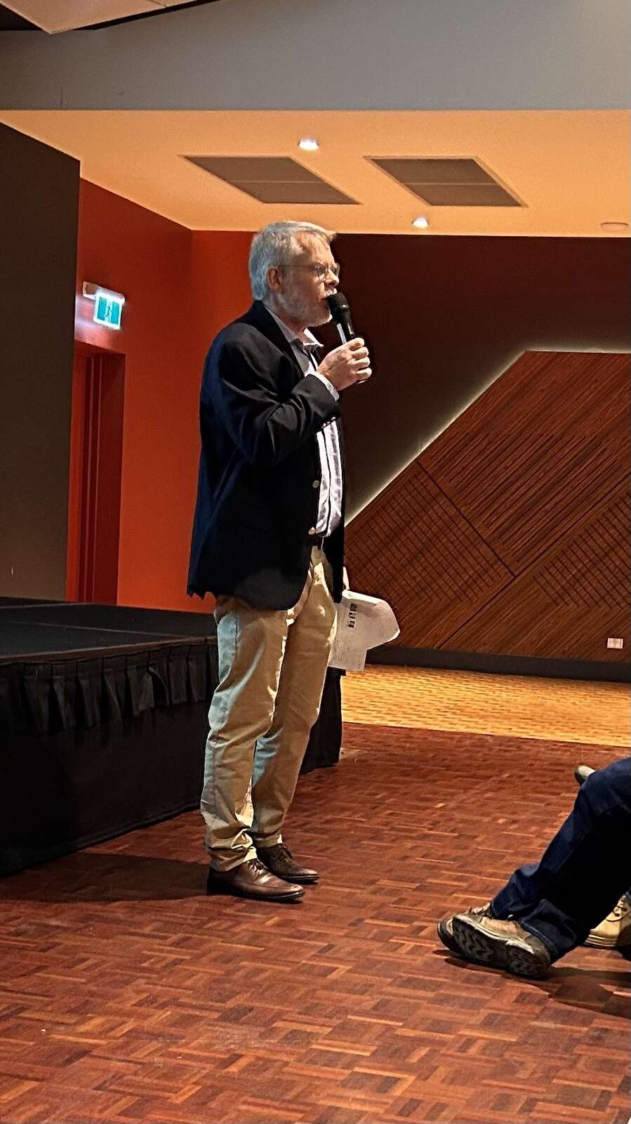 Professor Drew addresses ratepayers | Dairy News Australia