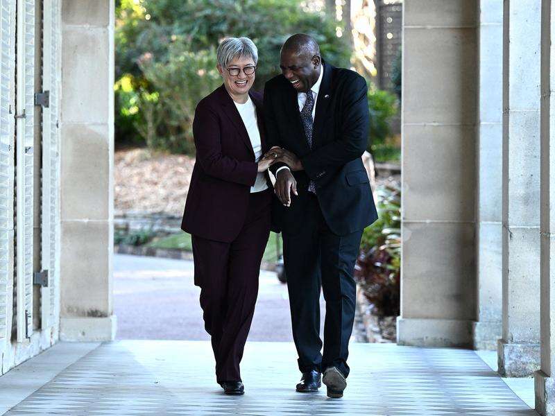 'Anchor in a volatile world': Australia, UK draw closer | Kyabram Free ...