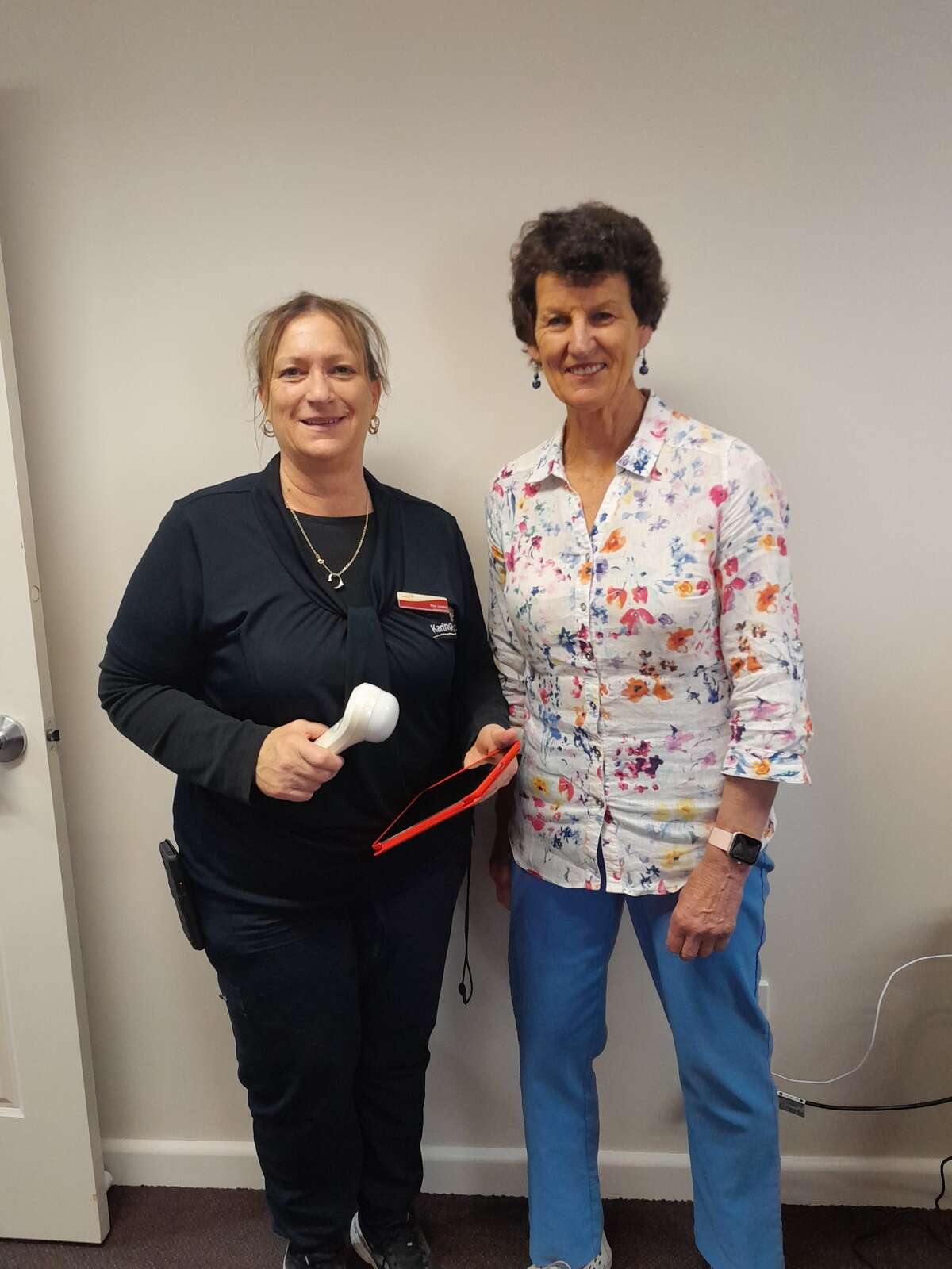 Karingal Seymour receives new bladder scanner from Rotary Club ...