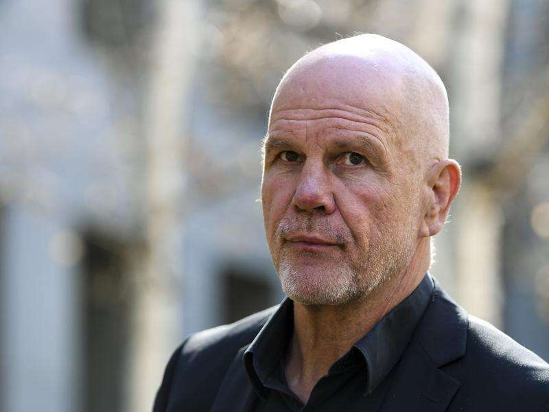 FitzSimons steps down as republican leader | Country News