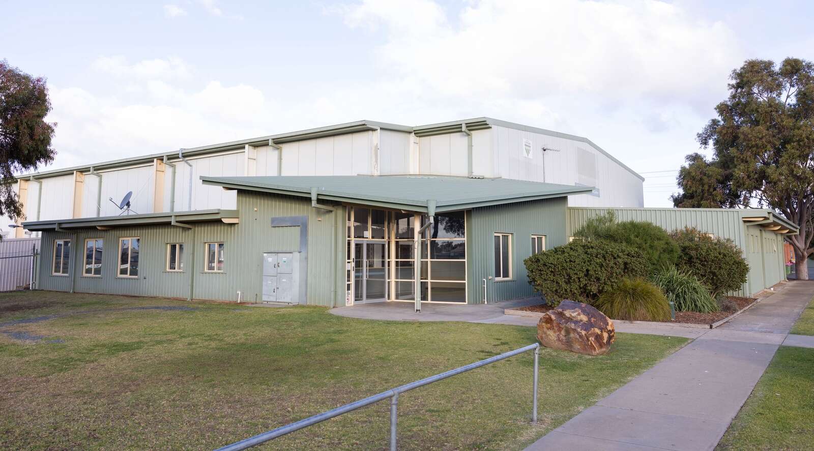 Try pickleball at Campaspe stadiums this June | Dairy News Australia