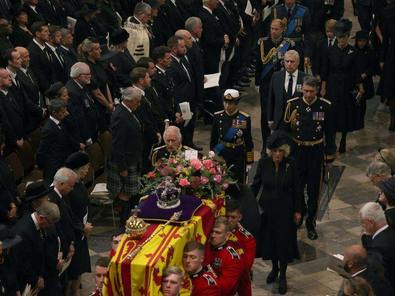 Sombre pageantry at Queen's funeral | Kyabram Free Press