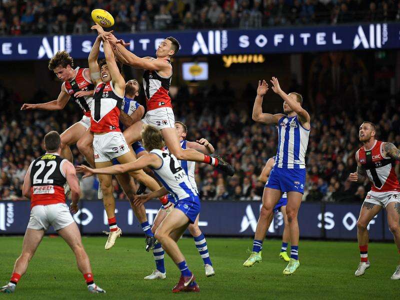 Saints beat wayward Kangaroos in dire AFL contest | Riverine Herald