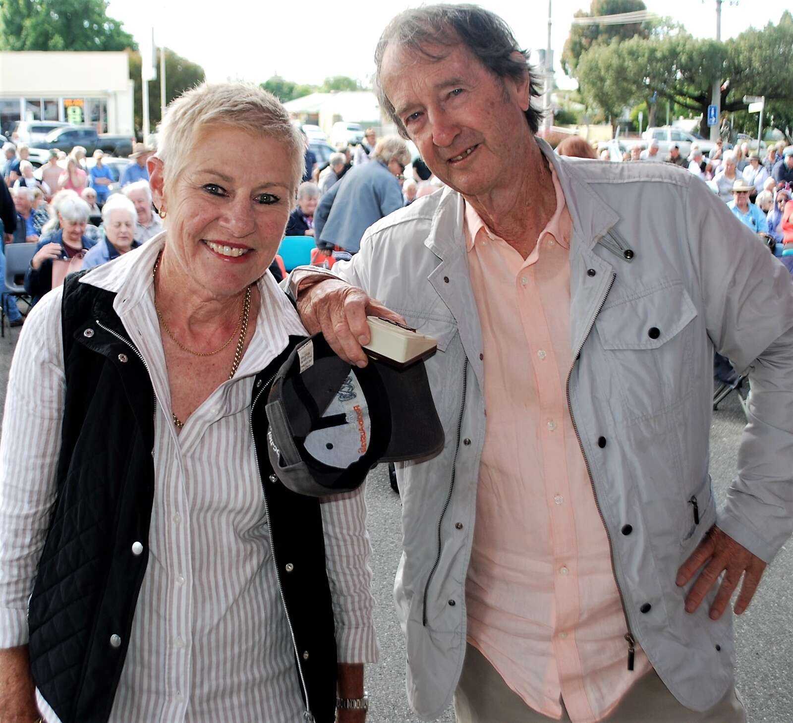 Hundreds gather for Macca’s morning | Cobram Courier