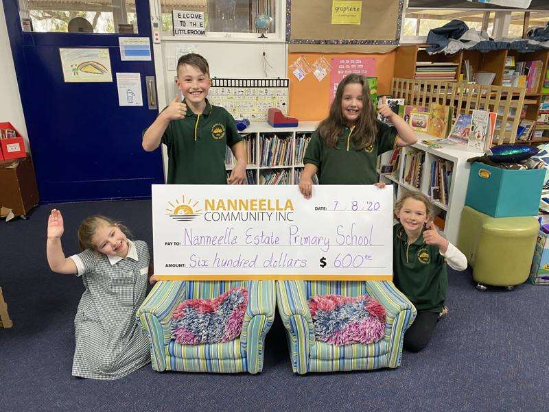Giant cheque gets thumbs up from Nanneella kids | Shepparton News