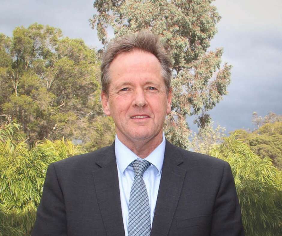 Former Mitchell Shire Council CEO David Turnbull posthumously awarded ...