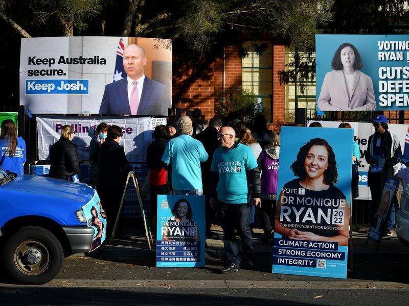 Labor set to flip two marginal Vic seats | Country News