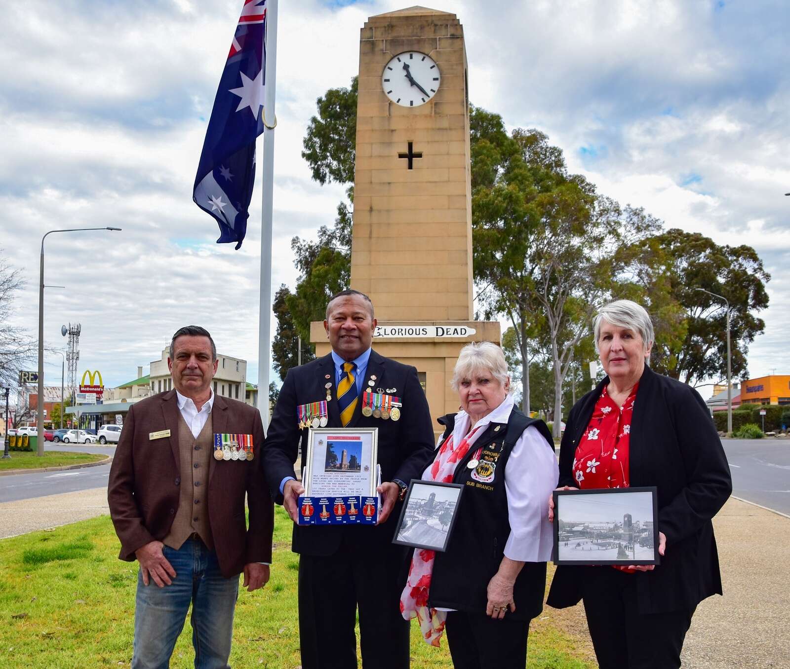 Commemorative pins for monument’s 100th | Seymour Telegraph