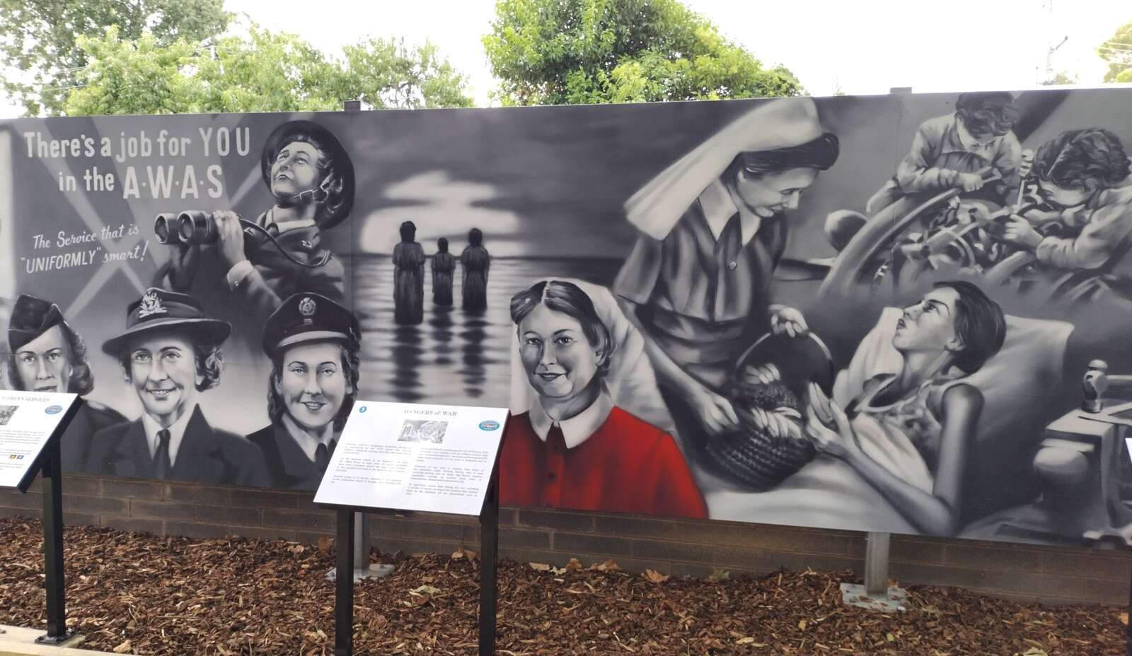 Violet Town Women in War mural honours locals and brings community ...