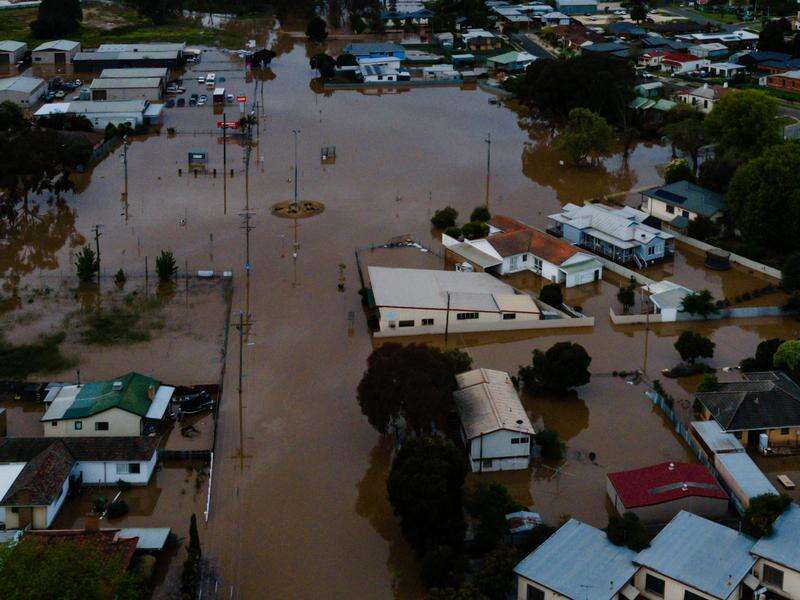 Flood crisis worsens in Victoria's north | Country News