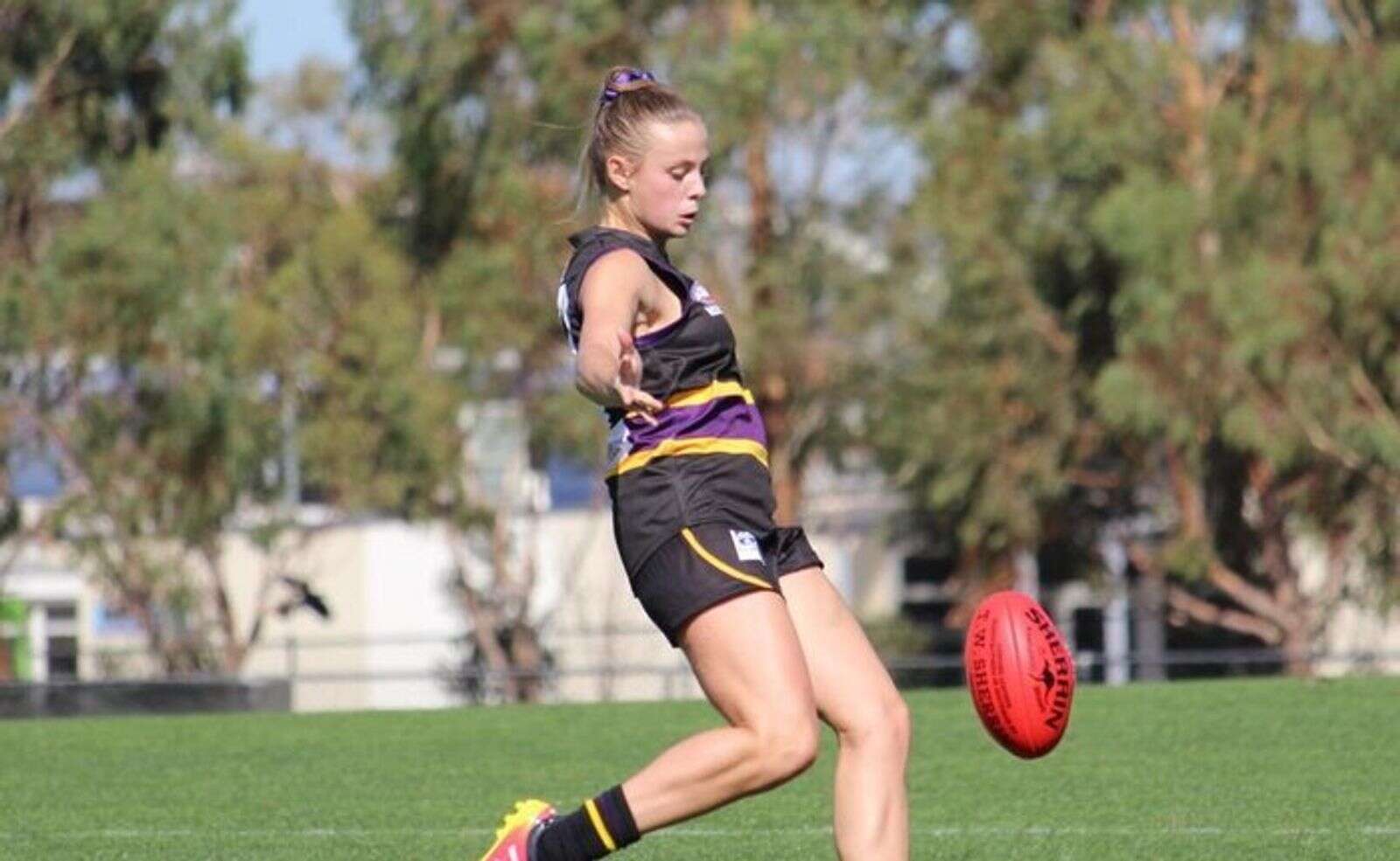 ‘Oh my God, this is happening’: Seymour’s Sophie Locke's AFLW dream ...