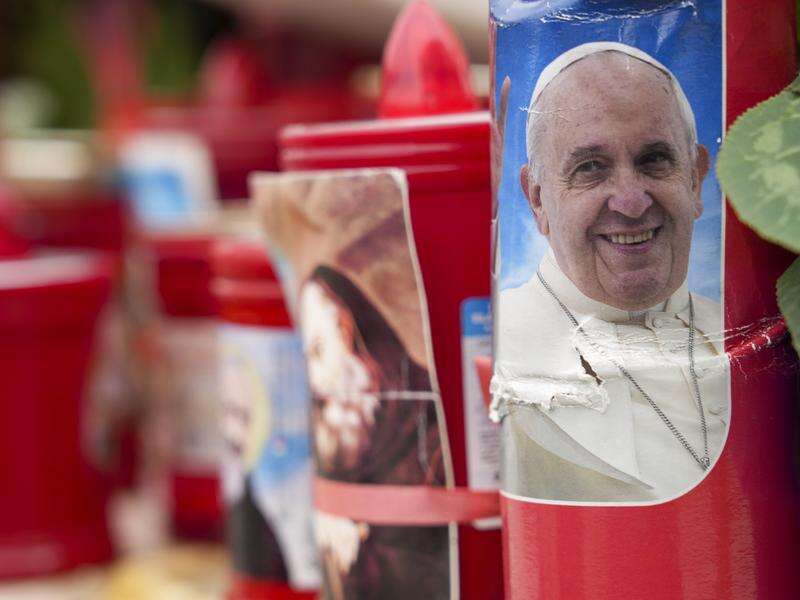 Pope Francis alert and eating, Vatican says in update | Kyabram Free Press