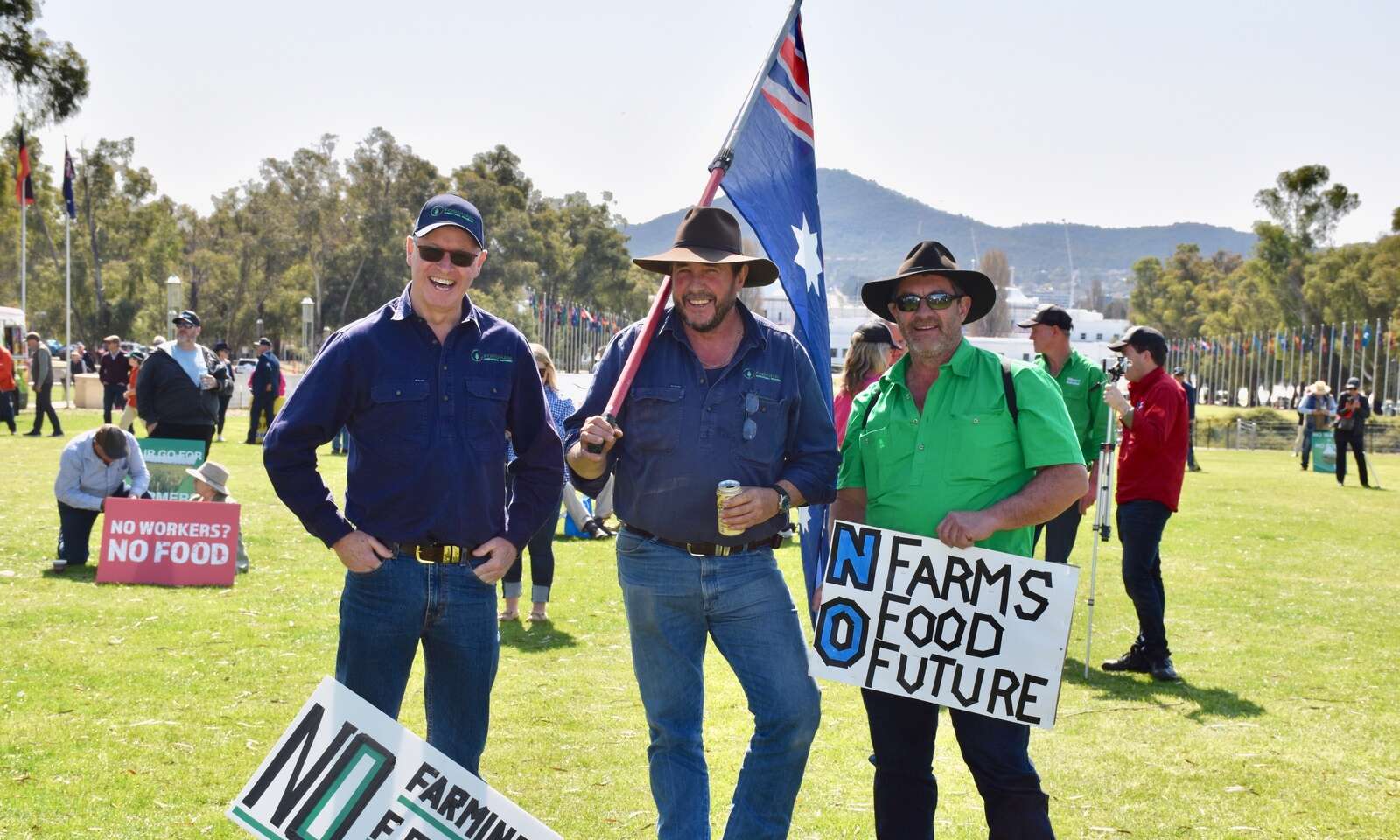 Brothers rally for farming | Dairy News Australia