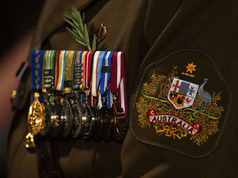Commanders stripped of medals after war crimes inquiry | Country News
