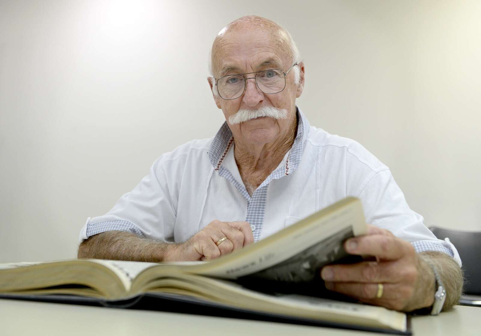 DECA founder dies | Dairy News Australia