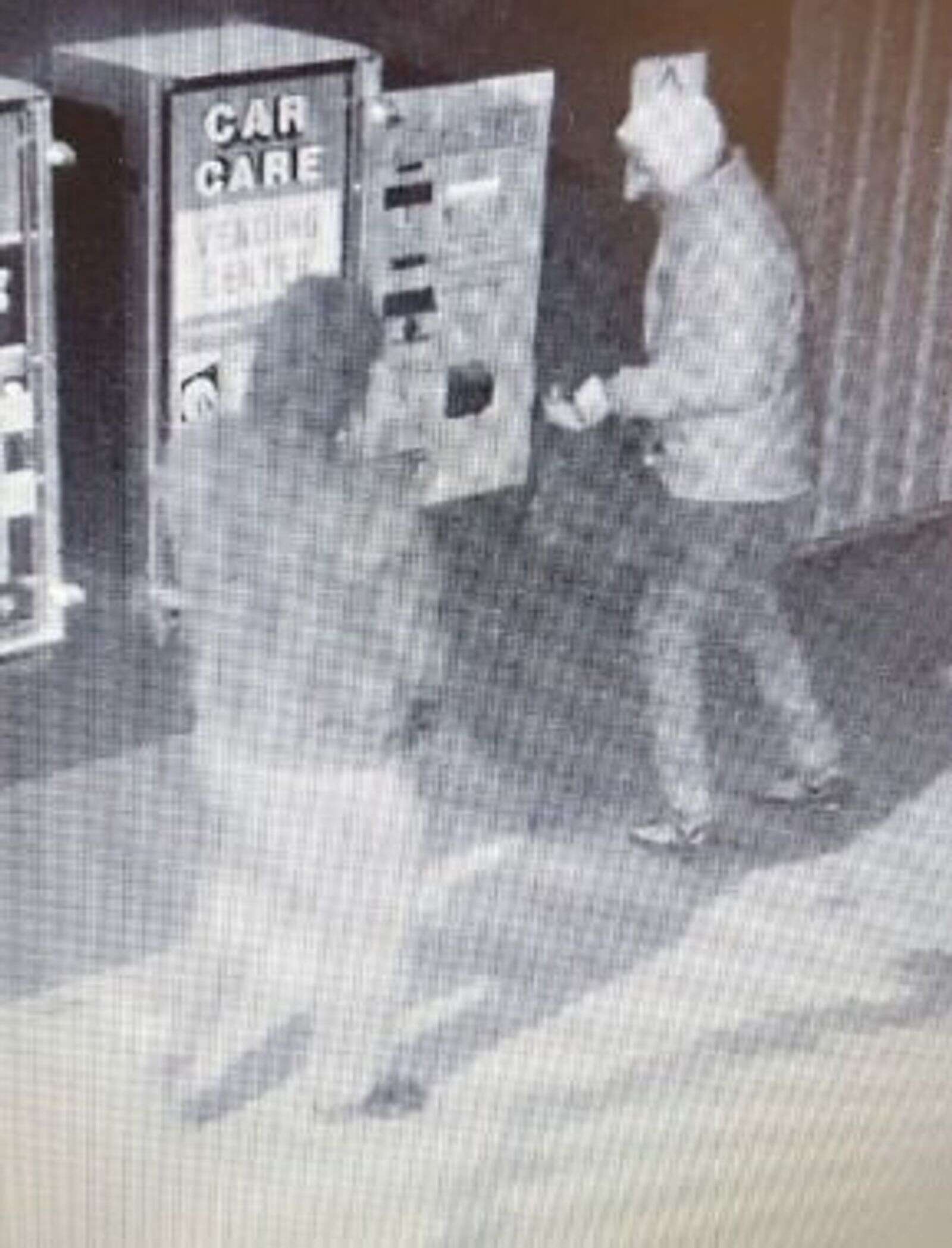 Moama police need assistance identifying two offenders | Cobram Courier