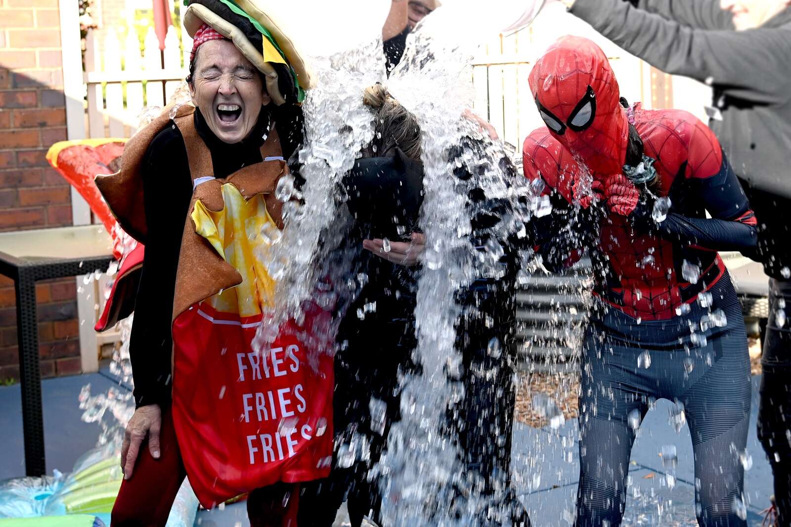 Nurses brave the Big Freeze for FightMND ice bucket challenge ...